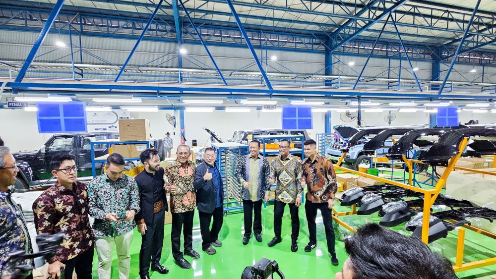 Bamsoet Apresiasi Perakitan Jeep BAIC BJ40 Plus di Indonesia, Begini ...